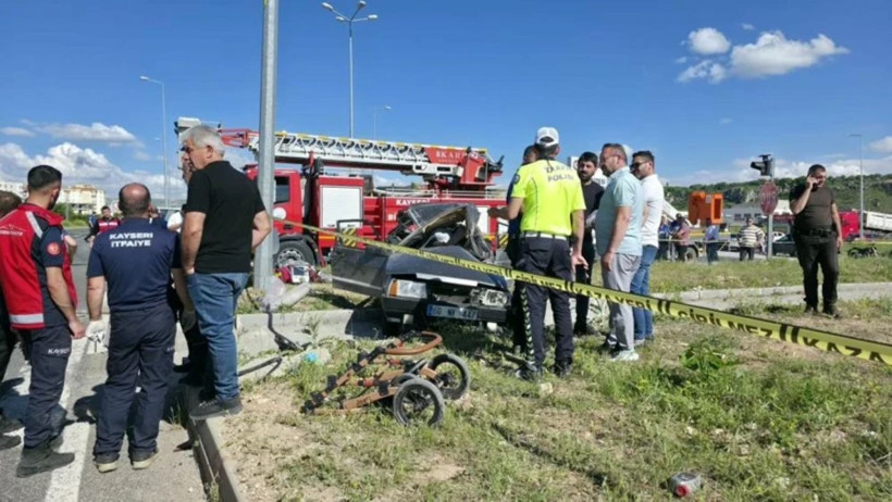 Kayseri'de feci kaza: Kavşak kan gölüne döndü! 3 ölü, 5 yaralı